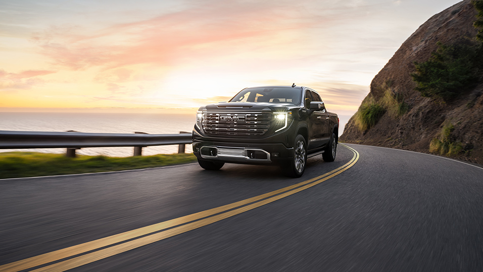 Crew Cab vs Double Cab on the 2025 Sierra 1500